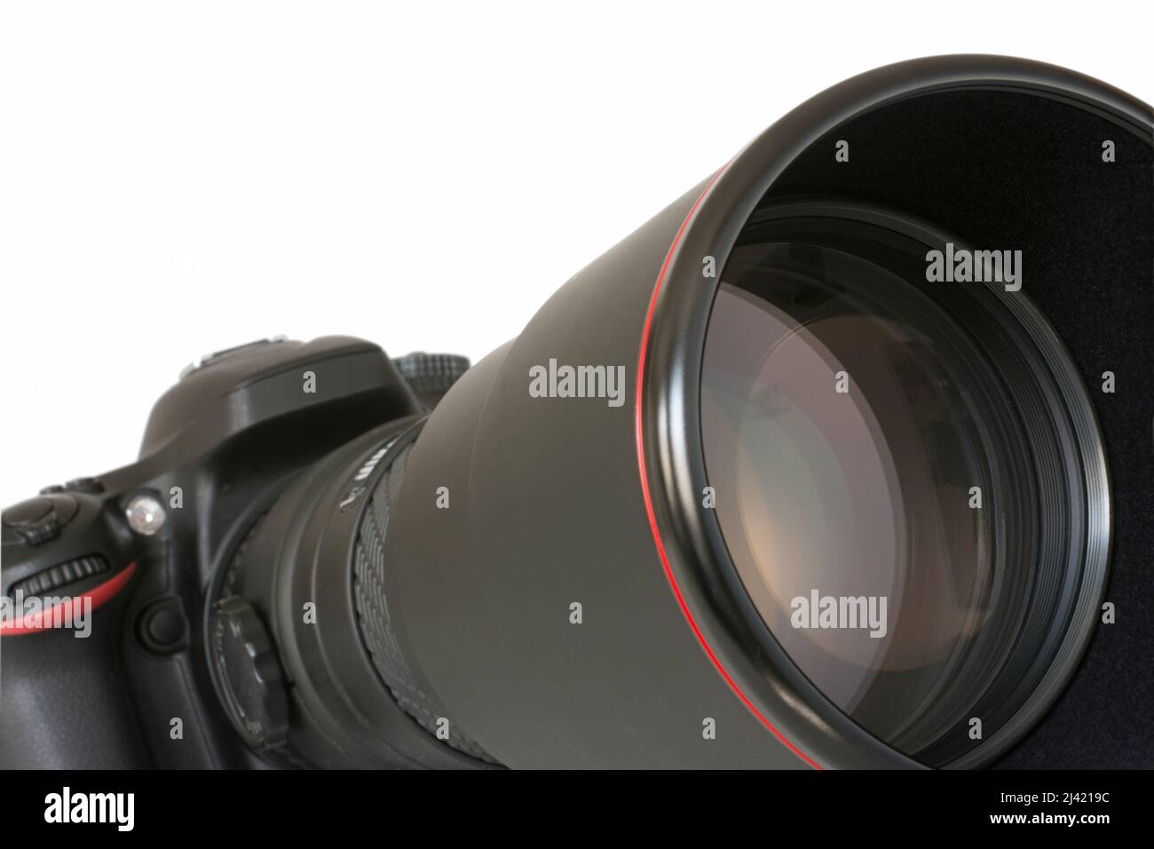 Modern DSLR with telephoto lens. Cut out, white background Stock Photo ...