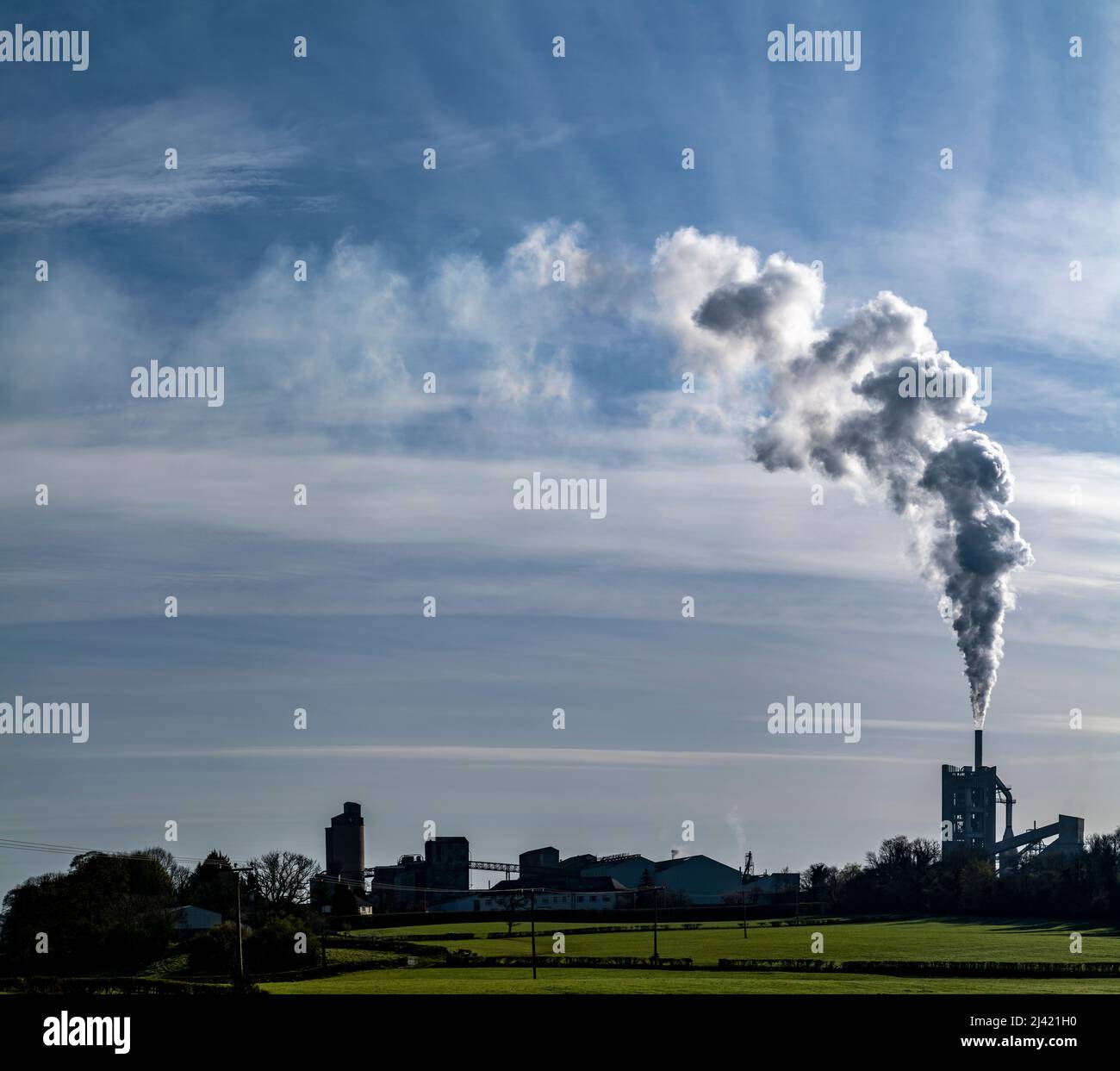 Ribblesdale cement works hi-res stock photography and images - Alamy