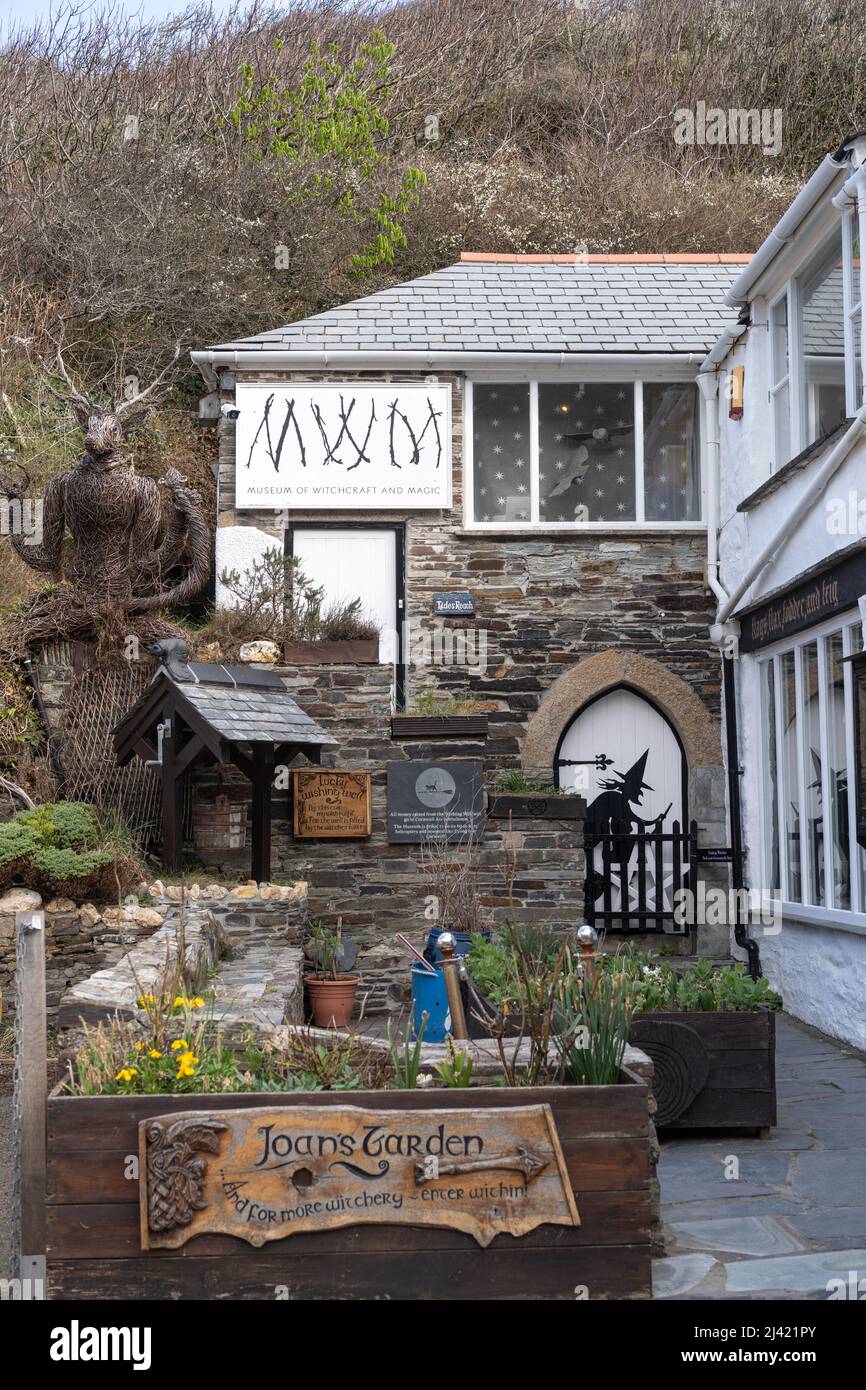 Witch museum boscastle hi-res stock photography and images - Alamy