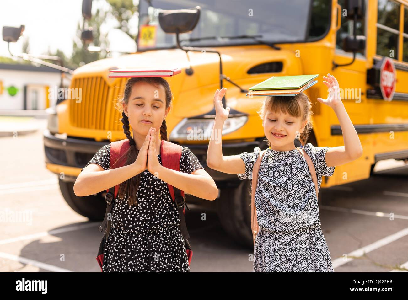 child girl schoolgirl elementary school student Stock Photo - Alamy