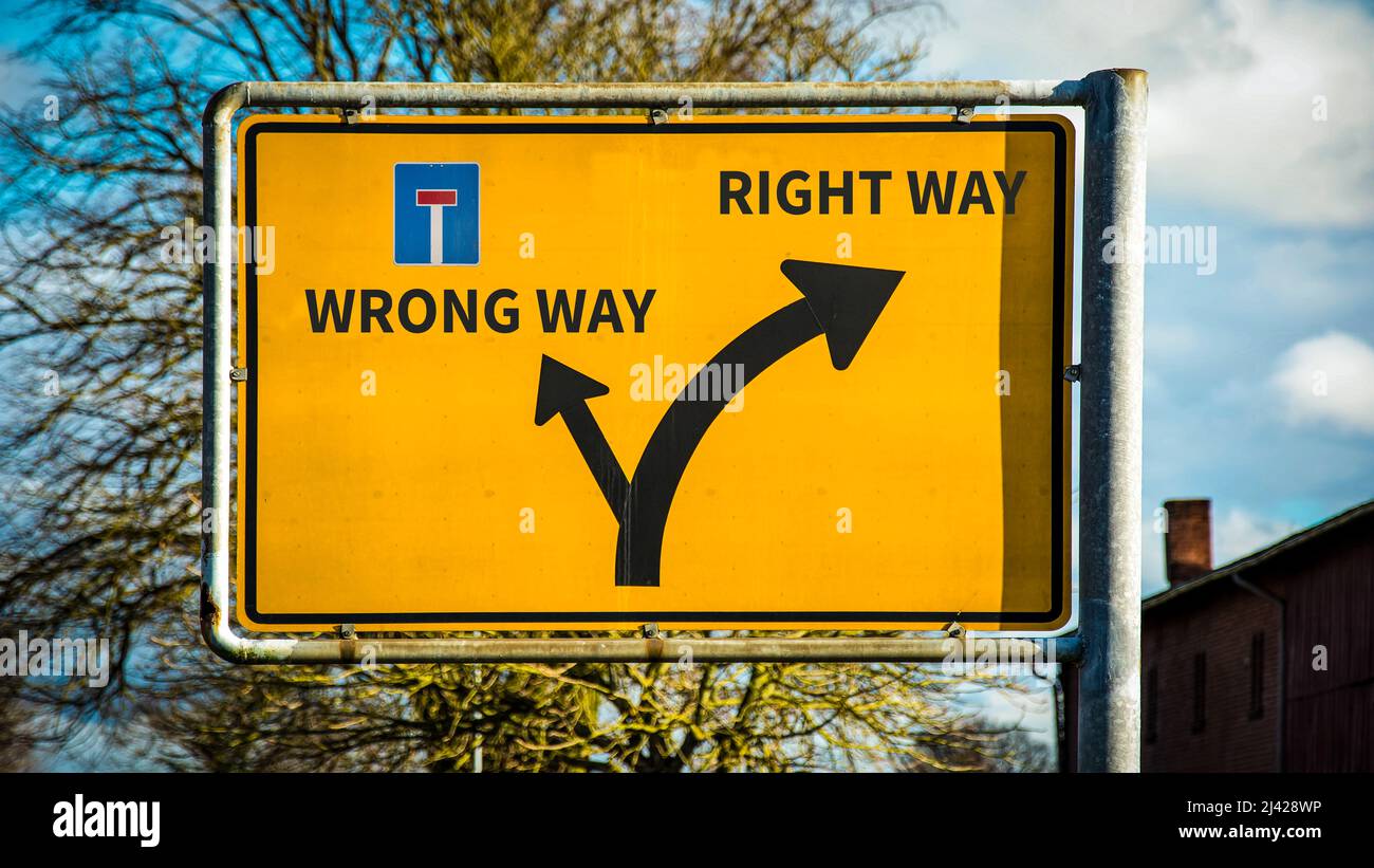 Street Sign RIGHT WAY versus WRONG WAY Stock Photo - Alamy