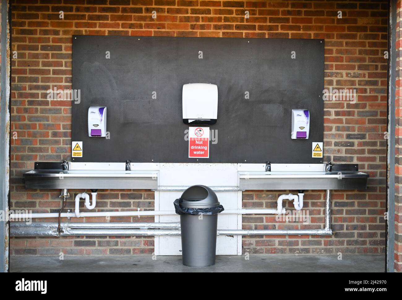 Hand washing facility facilities hi-res stock photography and images ...
