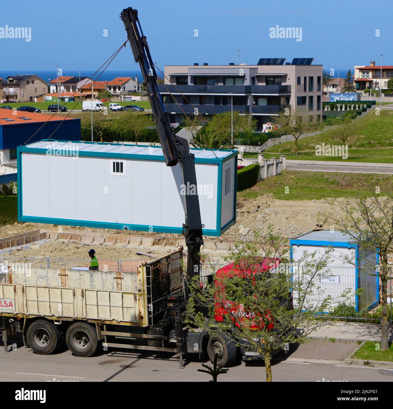 Lorry mounted loader hi-res stock photography and images - Alamy