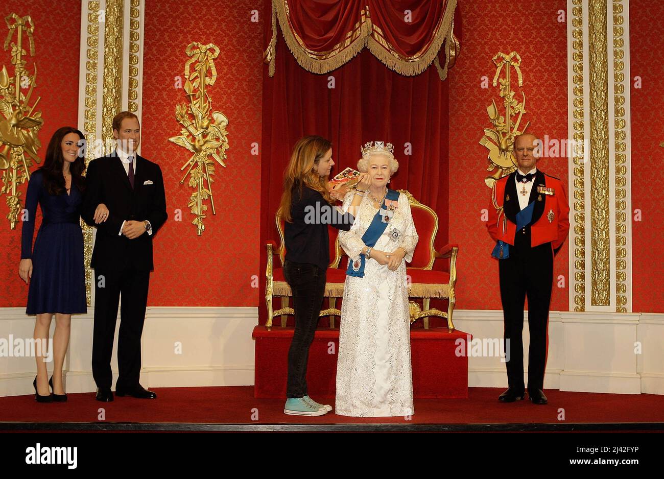 London, UK. Queen Elizabeth new wax figure at Madame Tussauds, London ...