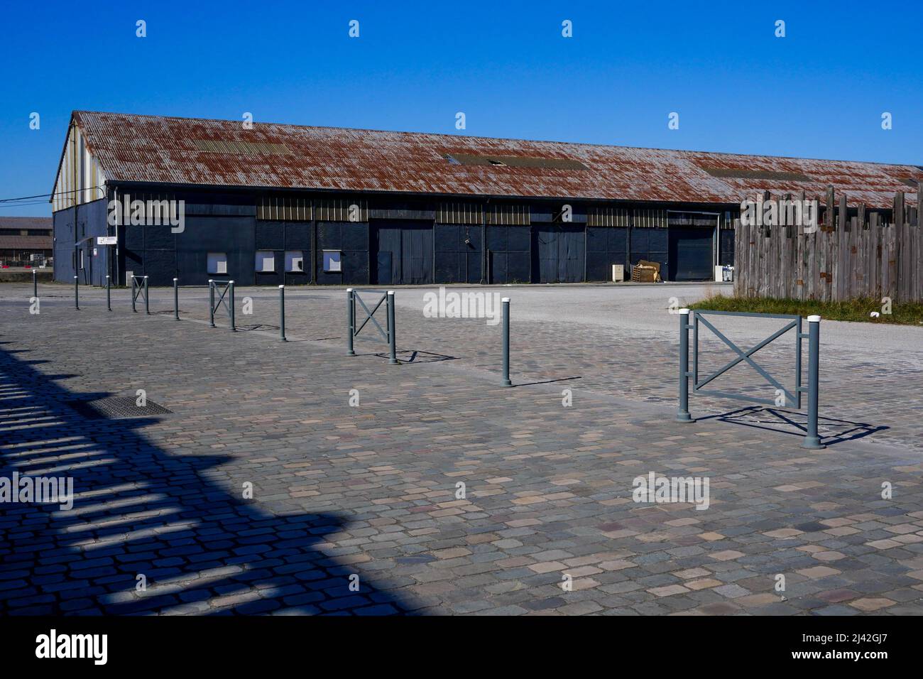 Protected area to defend and study biodiversity, Dunkirk harbor ...