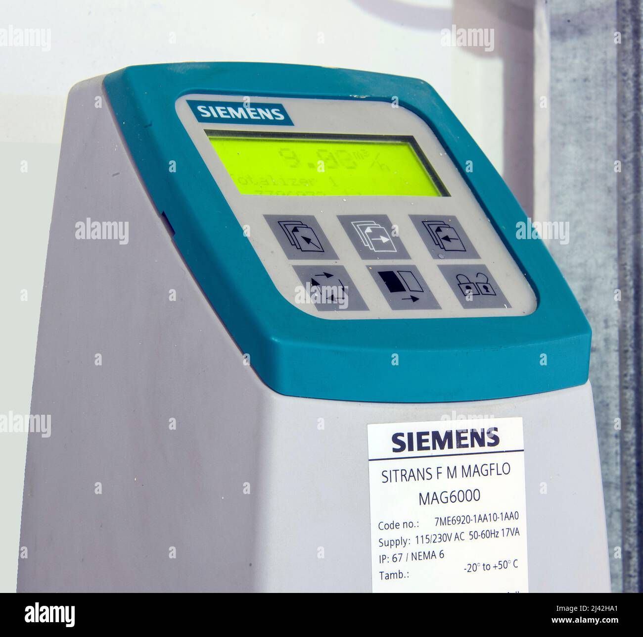 district cooling plant equipment Stock Photo - Alamy