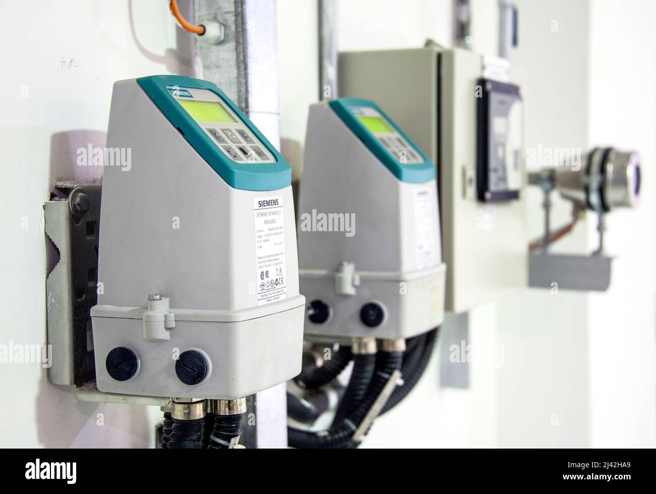 district cooling plant equipment Stock Photo - Alamy