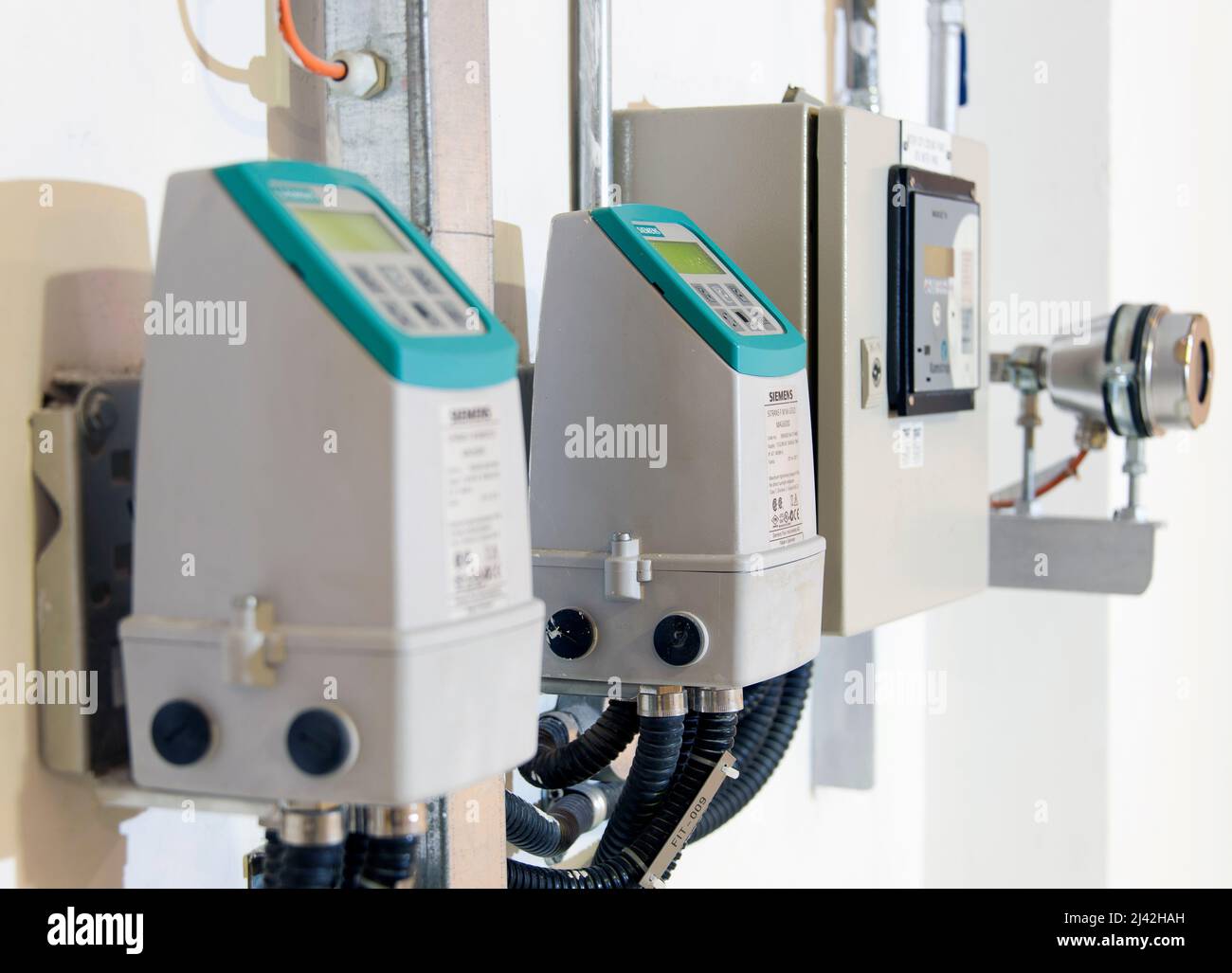 district cooling plant equipment Stock Photo - Alamy