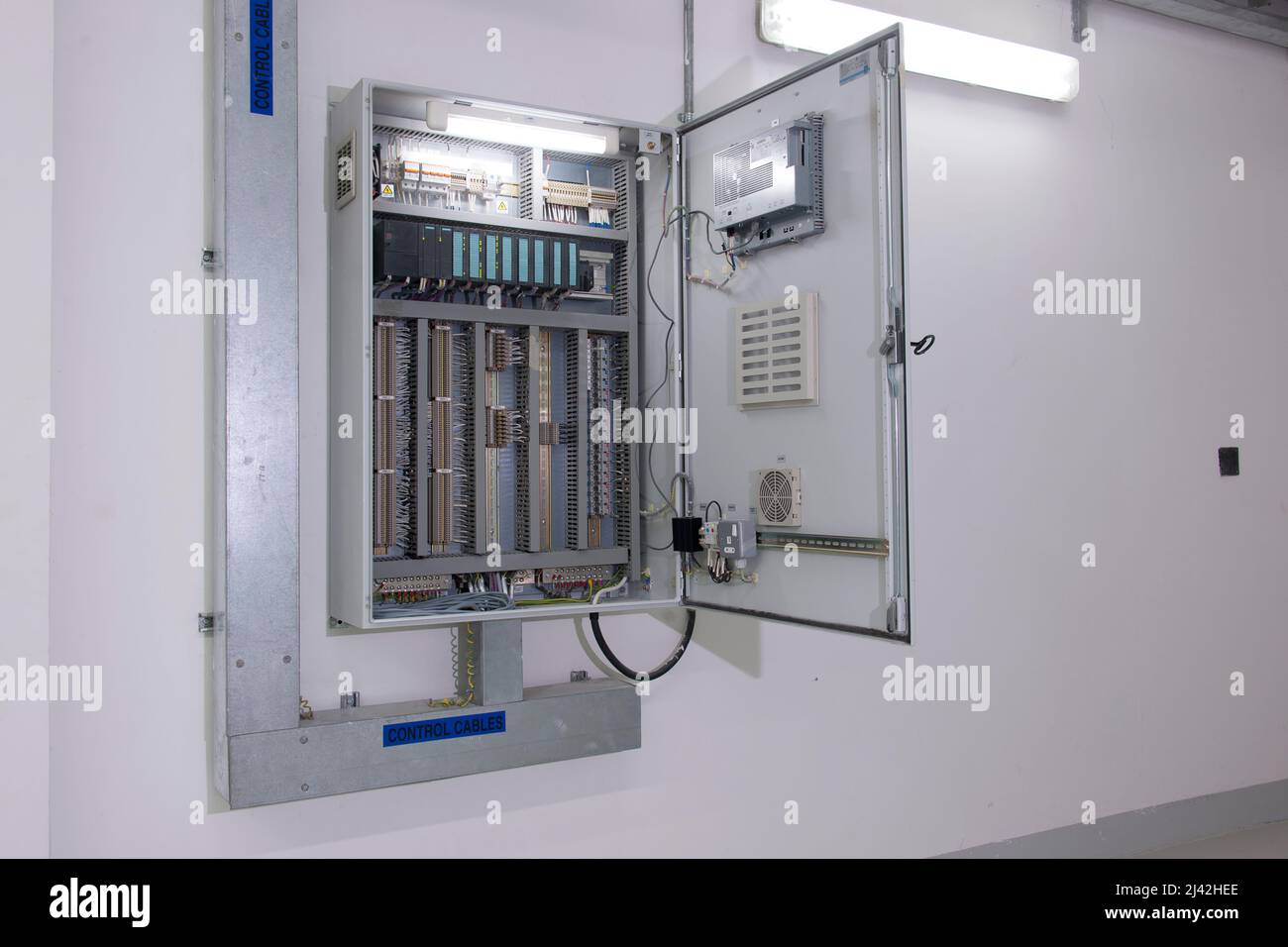 district cooling plant equipment Stock Photo - Alamy