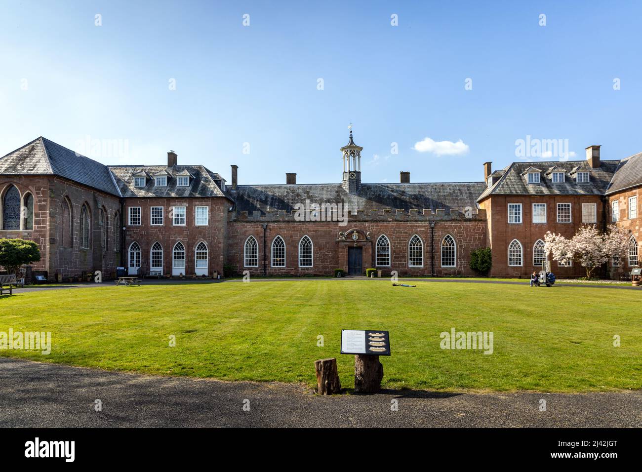 Exterior of Hartlebury Castle in Worcestershire, England Stock Photo ...