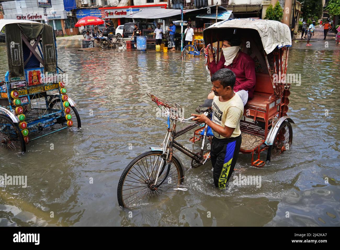 Waterlogged vehicle hi-res stock photography and images - Alamy