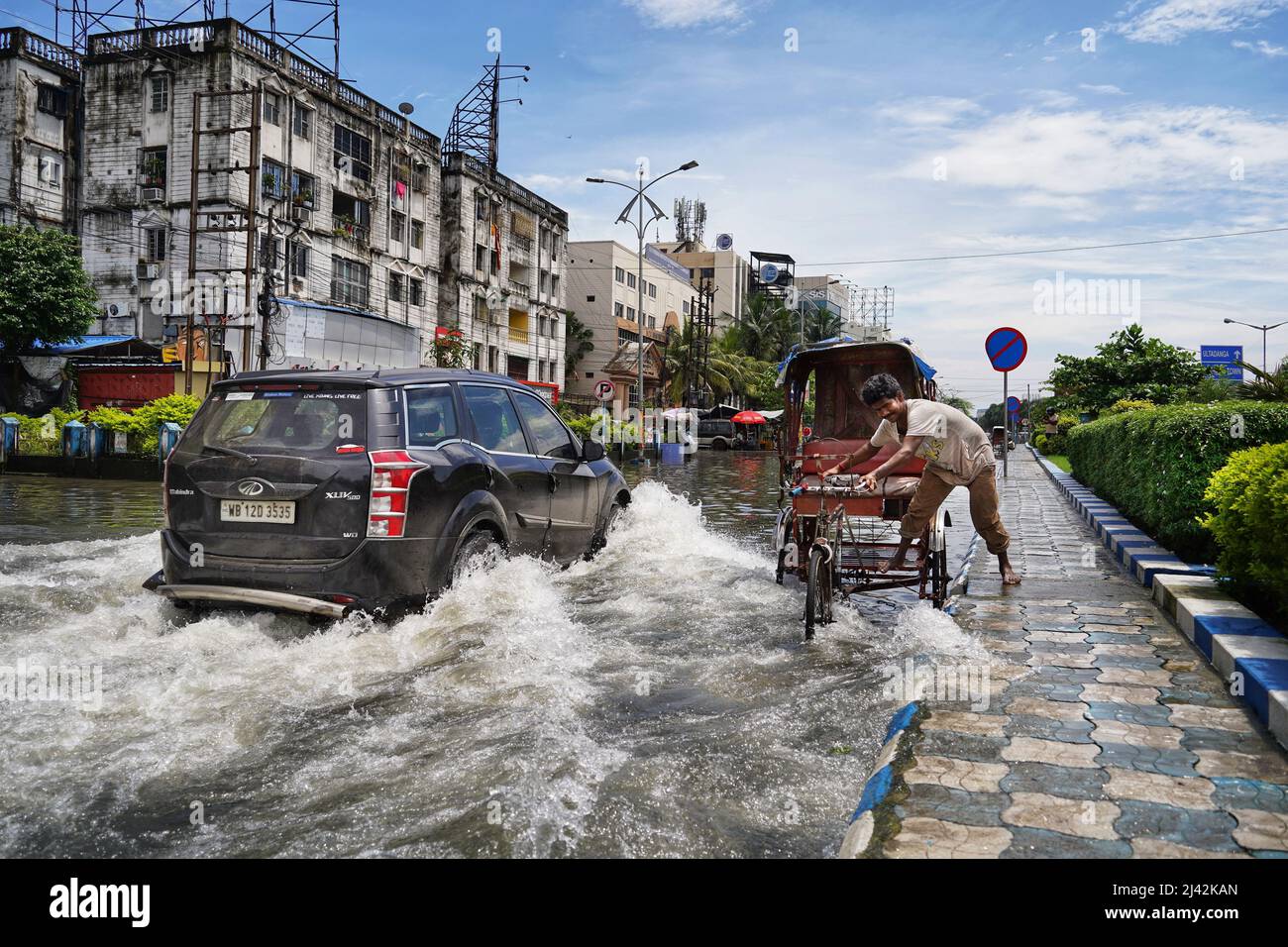 Waterlogged road hi-res stock photography and images - Alamy