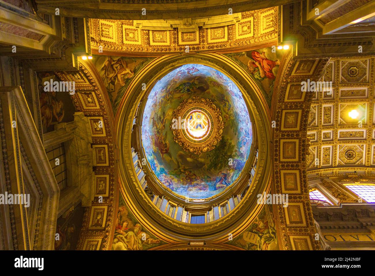 Lavish interior of the Papal Basilica of Saint Peter in the Vaticana ...