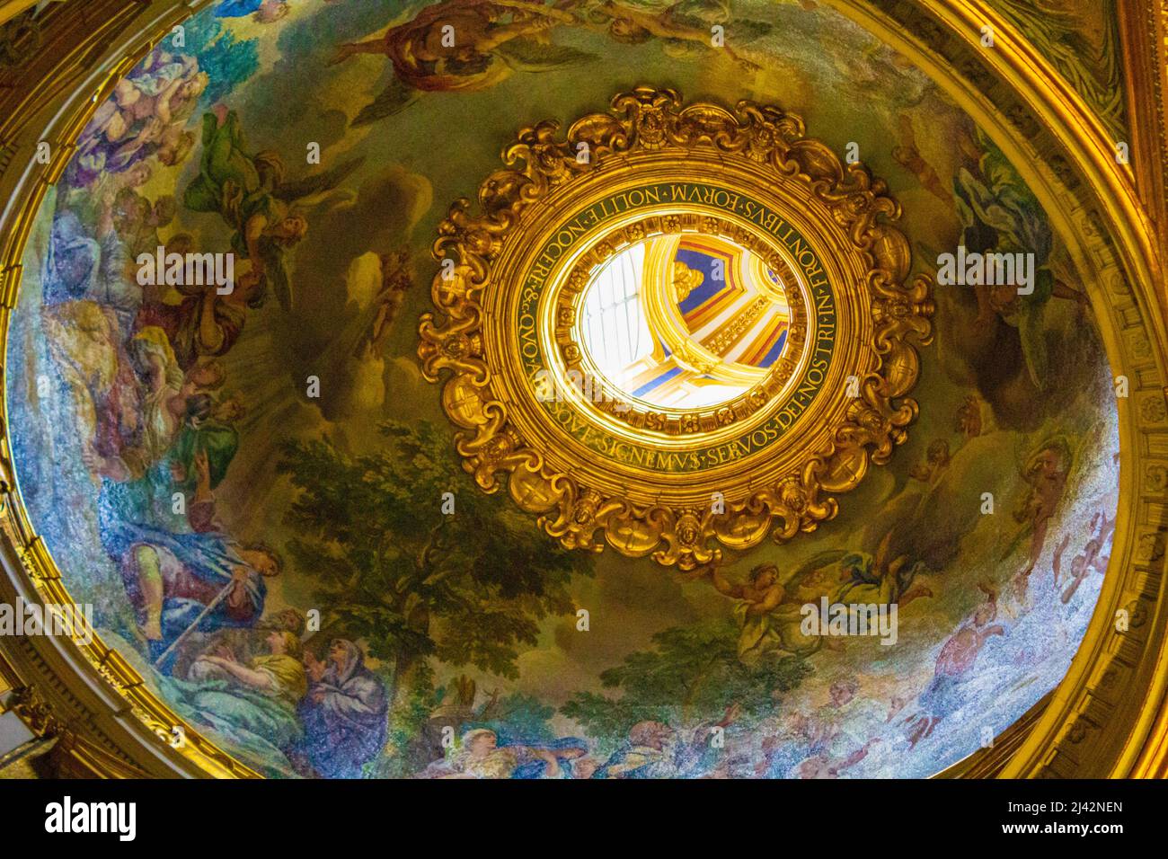 Lavish interior of the Papal Basilica of Saint Peter in the Vaticana ...