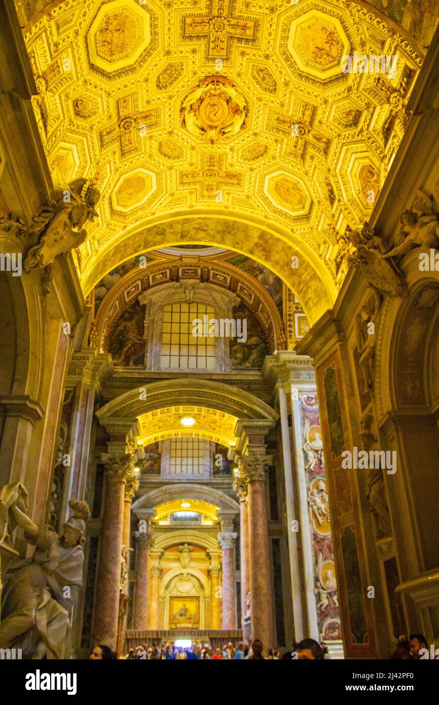 Lavish interior of the Papal Basilica of Saint Peter in the Vaticana ...