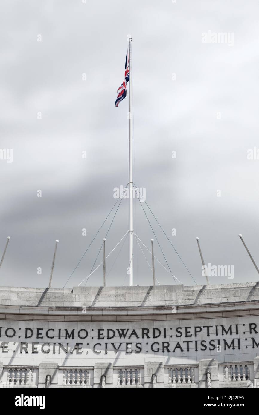 admiralty arch flag pole with union jack flag Stock Photo - Alamy