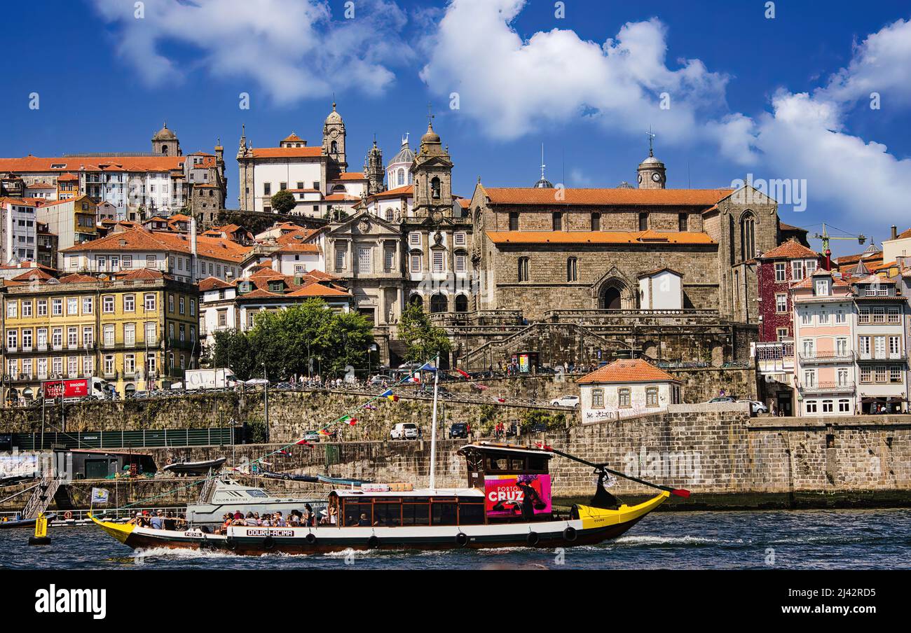 Panoramic view of the Ribeira the most picturesque district of Porto ...