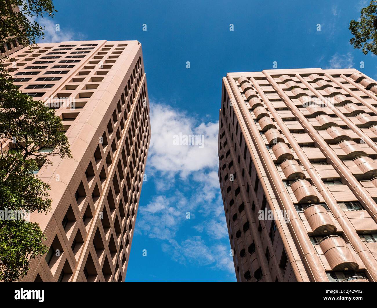 Tall apartment buildings in DaAn district, Taipei Stock Photo - Alamy