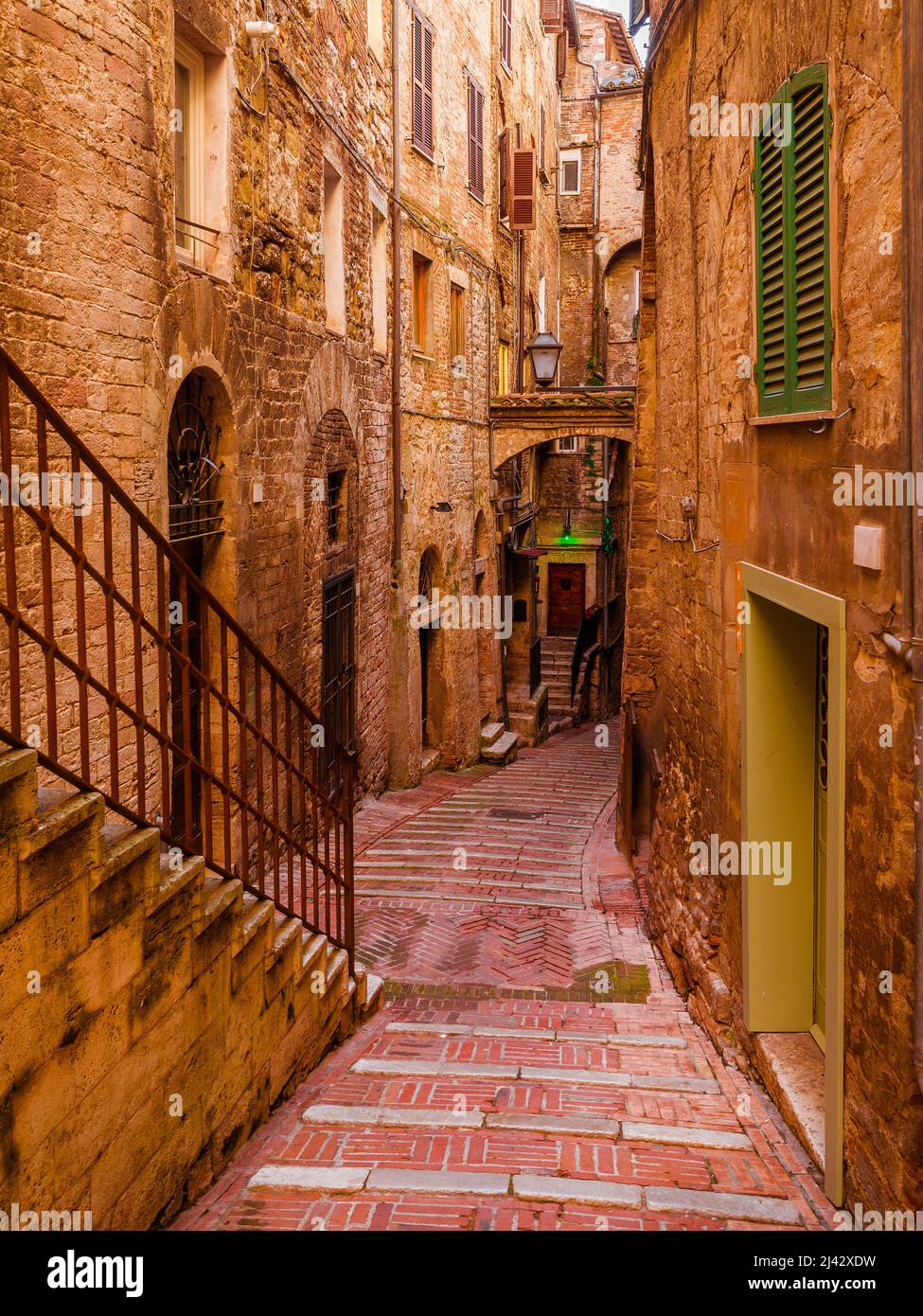 Perugia street umbria italy hi-res stock photography and images - Alamy