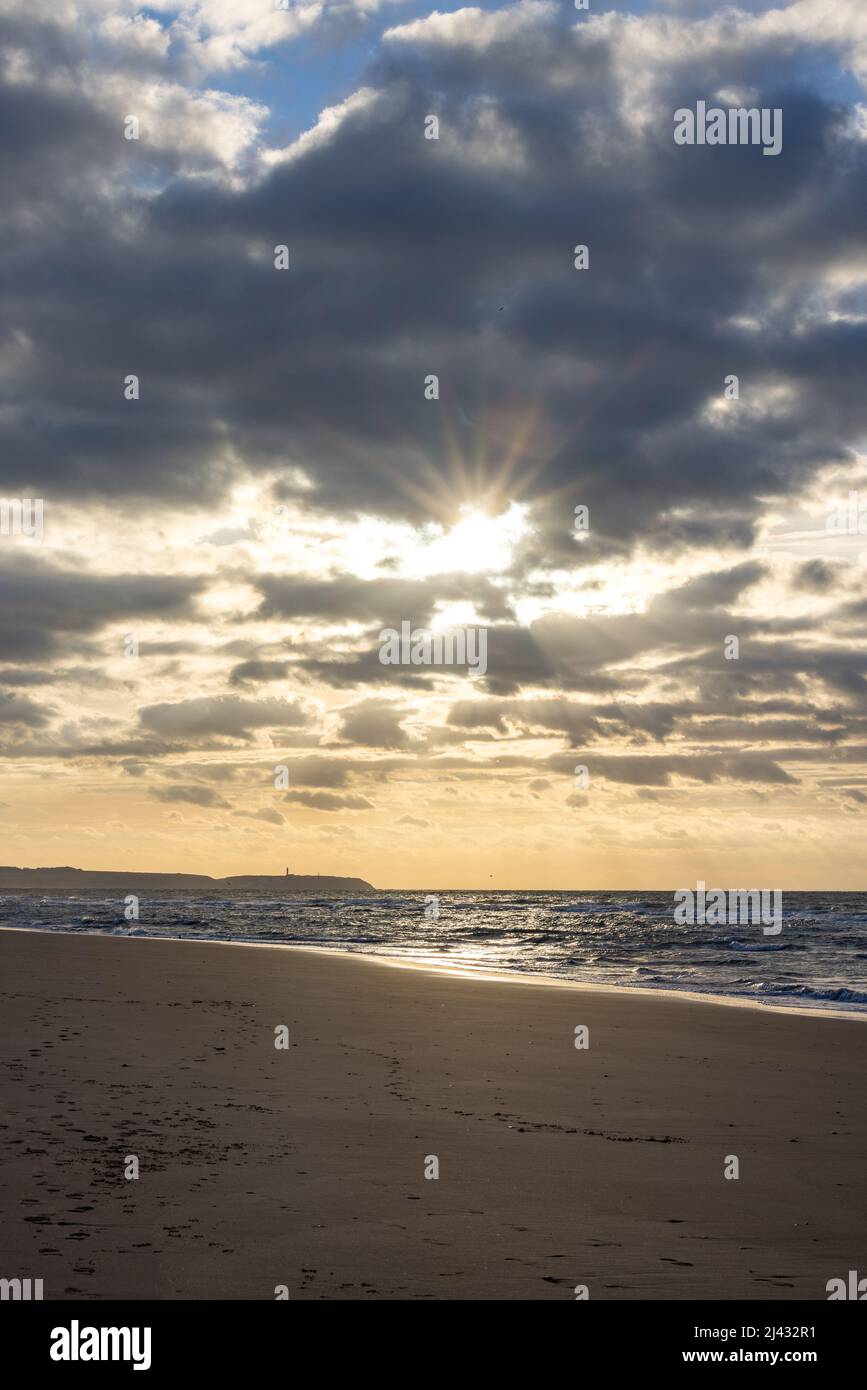 Beautiful dramatic sunset goldenhour hi-res stock photography and ...