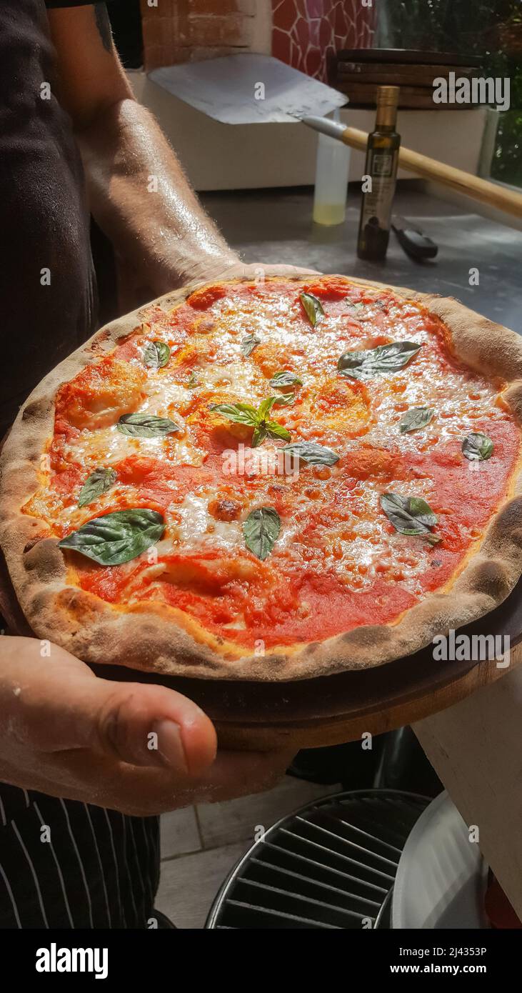 Pizza making naples hi-res stock photography and images - Alamy
