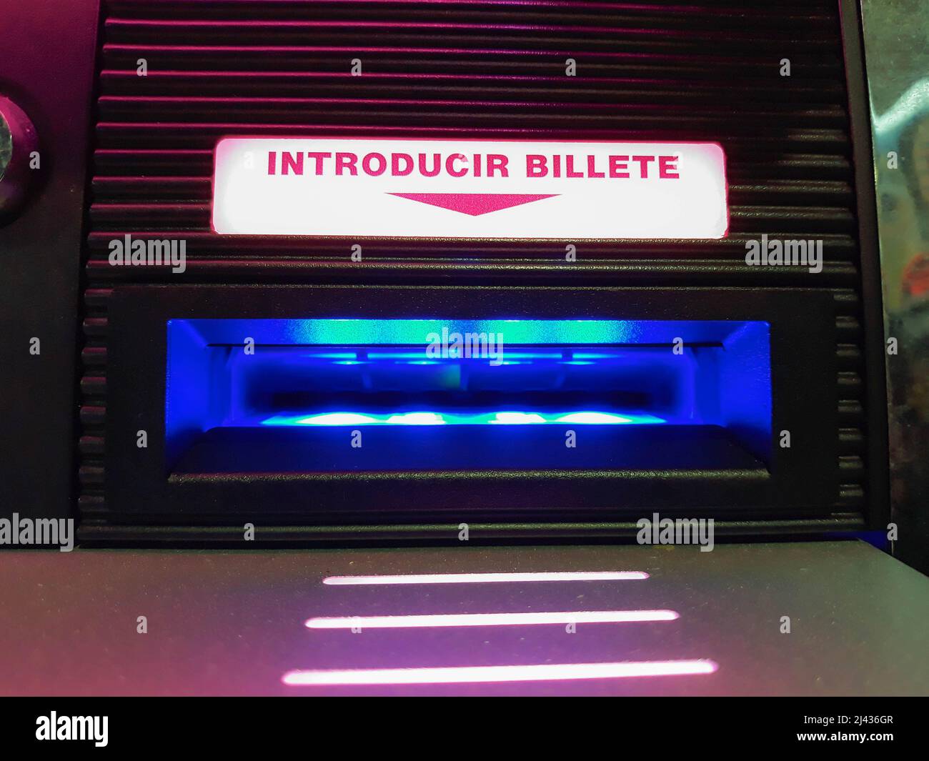 Coin dispenser hi-res stock photography and images - Alamy