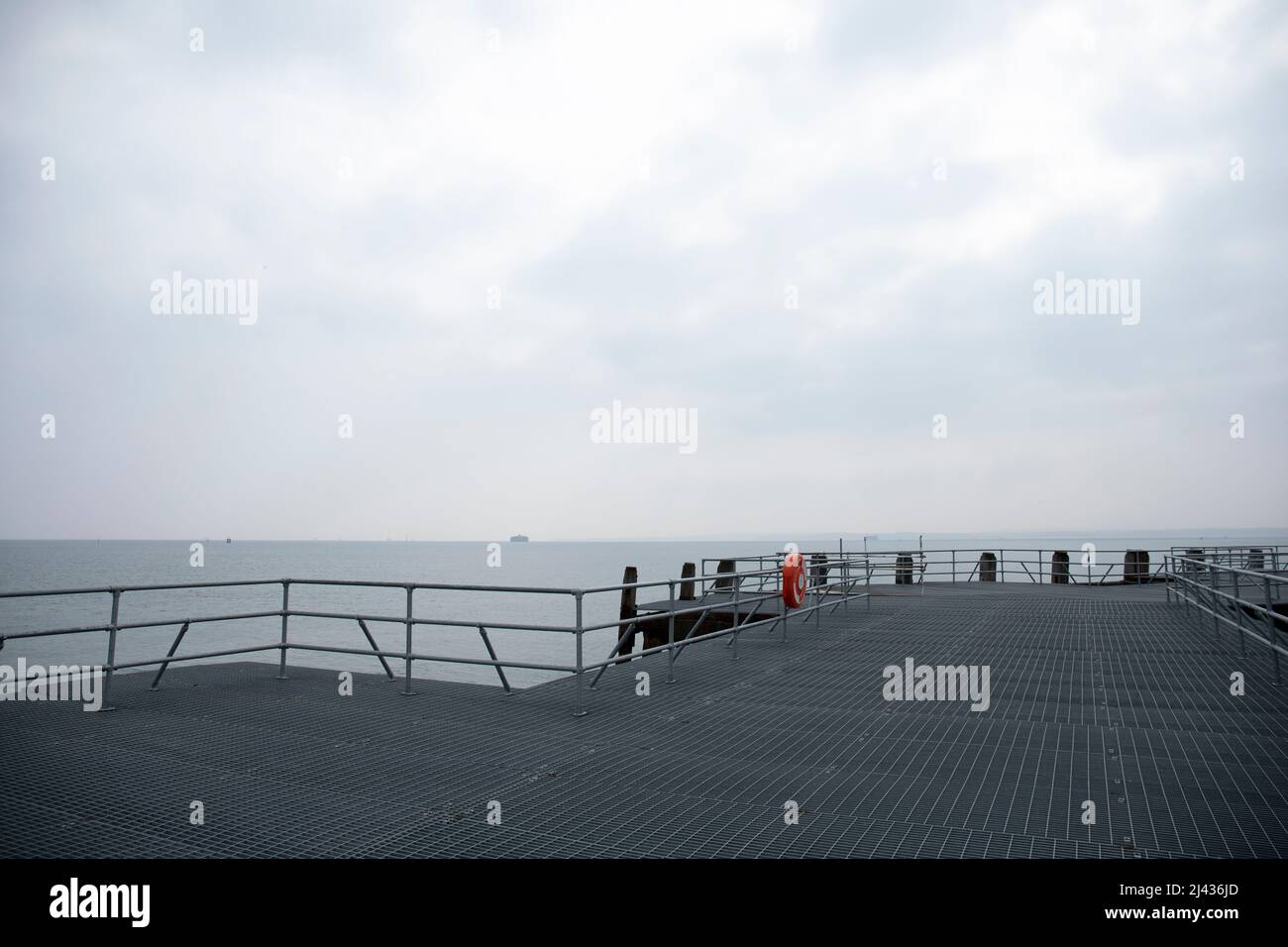 Smooth surface of the sea hi-res stock photography and images - Alamy