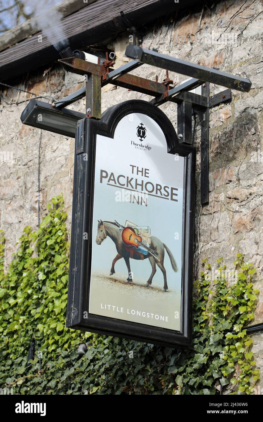 The Packhorse Inn at Little Longstone near Bakewell in the Peak District Stock Photo - Alamy