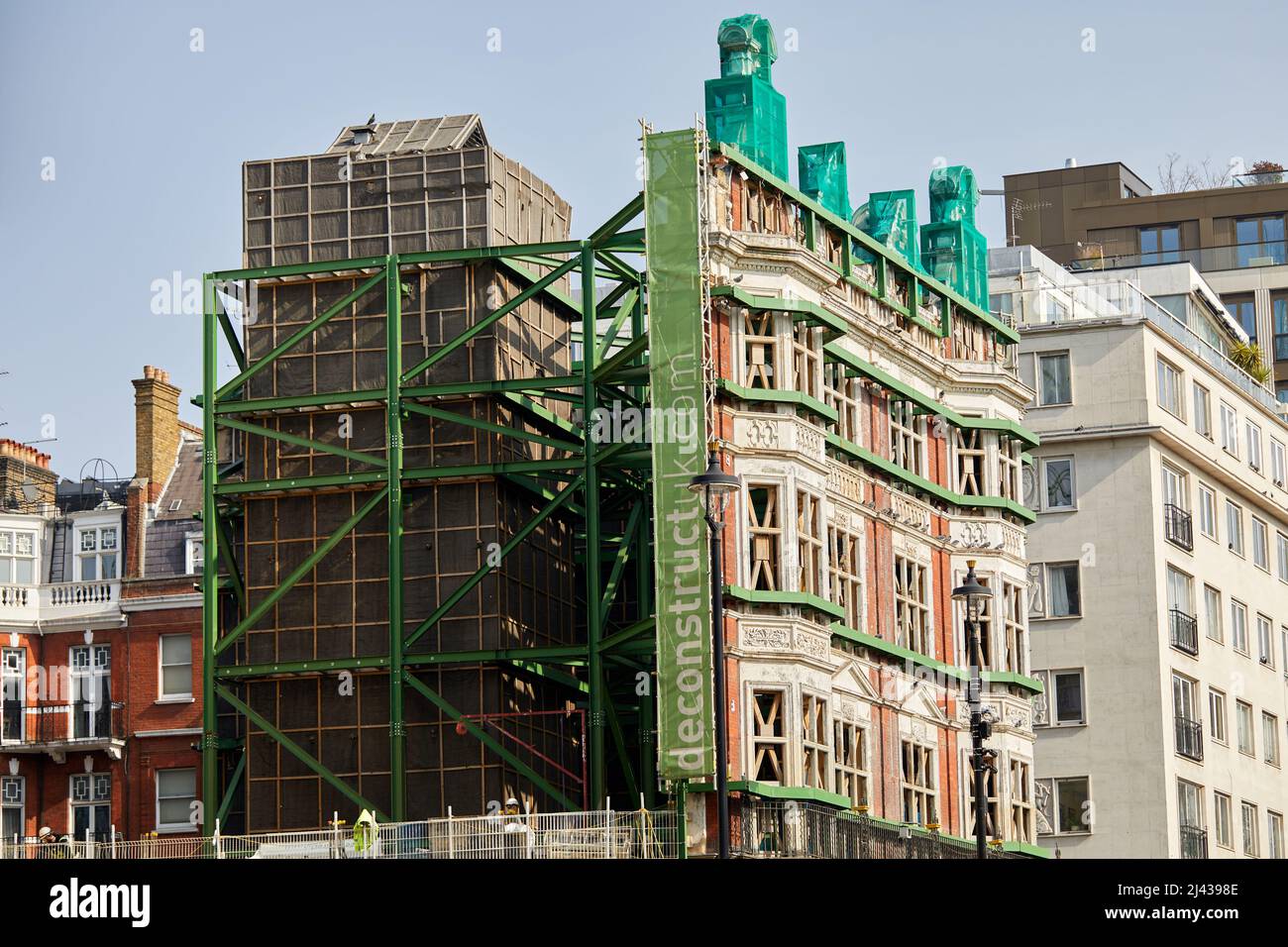 Architectural facadism hi-res stock photography and images - Alamy