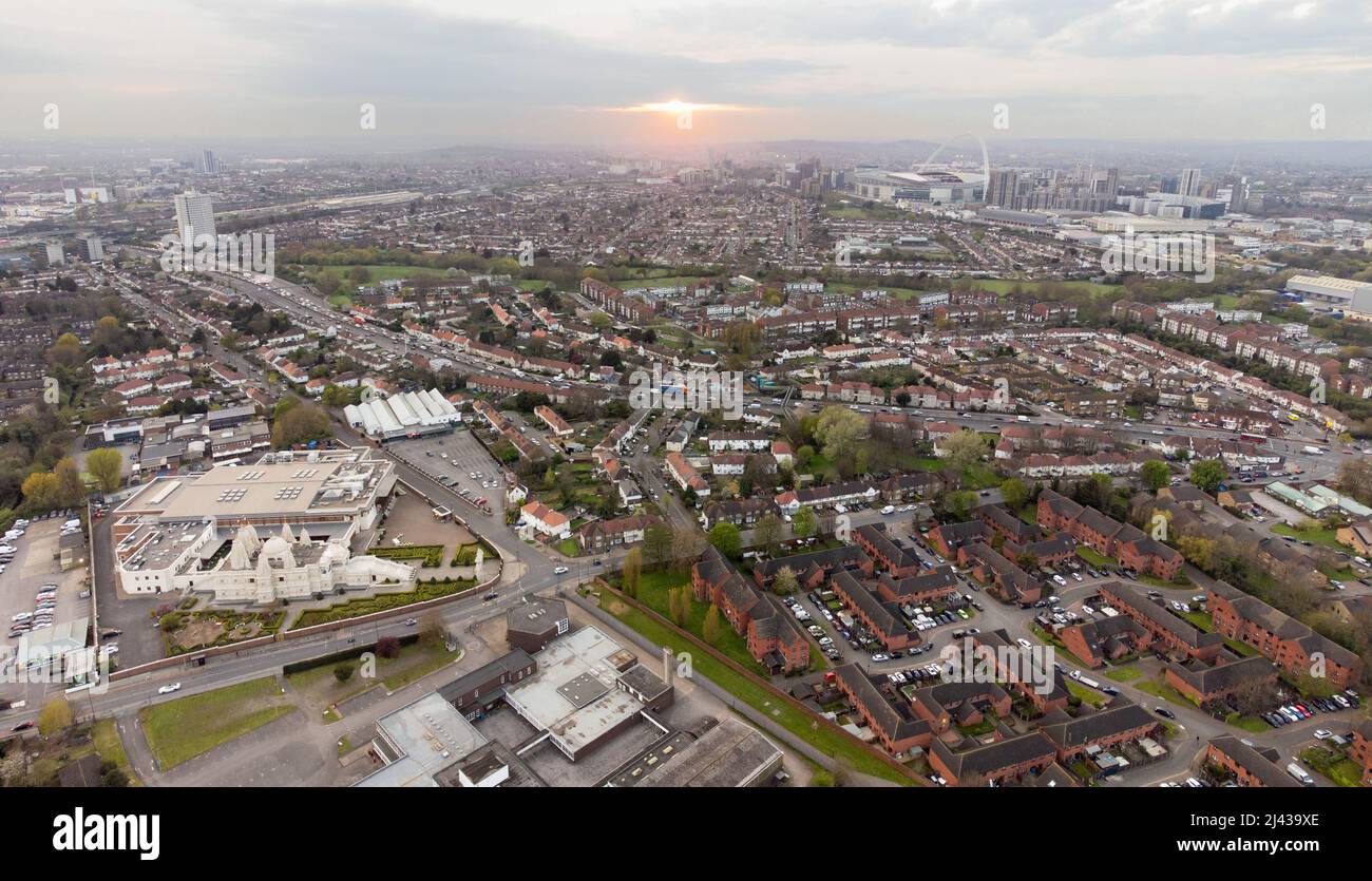 BAPS Shri Swaminarayan Mandir hindu temple, Neasden, London Stock Photo ...