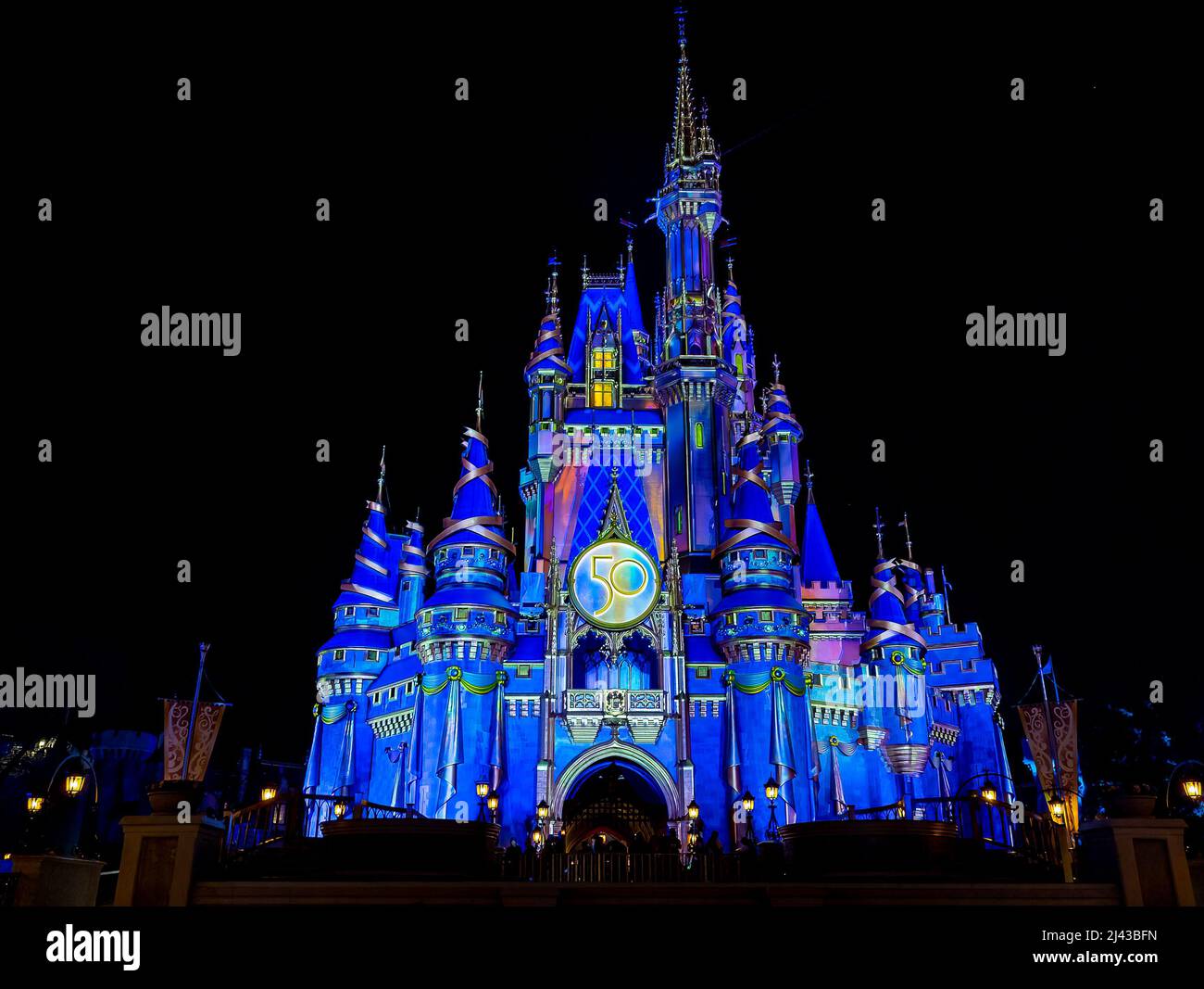 World magic kingdom castle night lit High Resolution Stock Photography ...