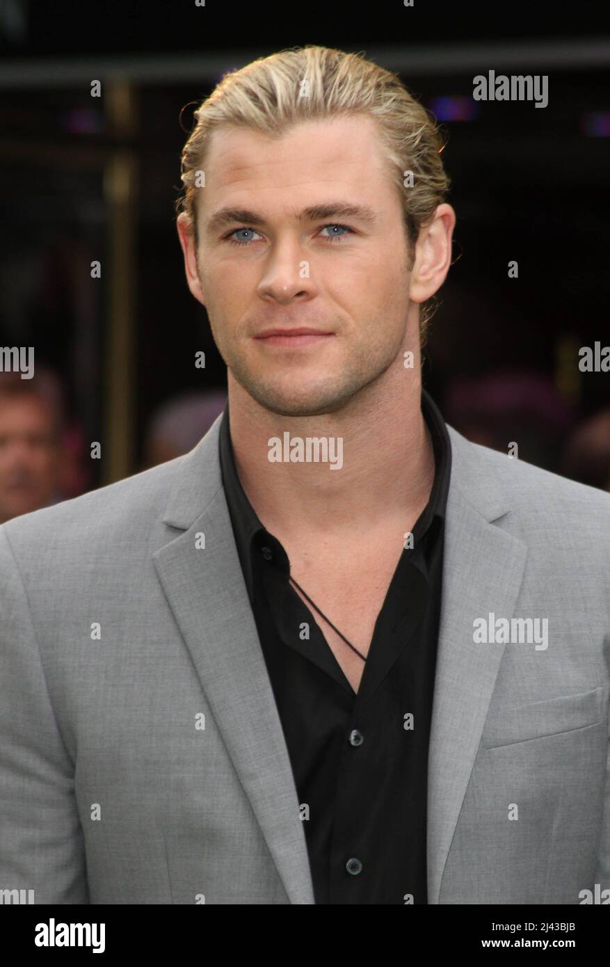 London, UK. Chris Hemsworth at the World Premiere of Snow White and the ...