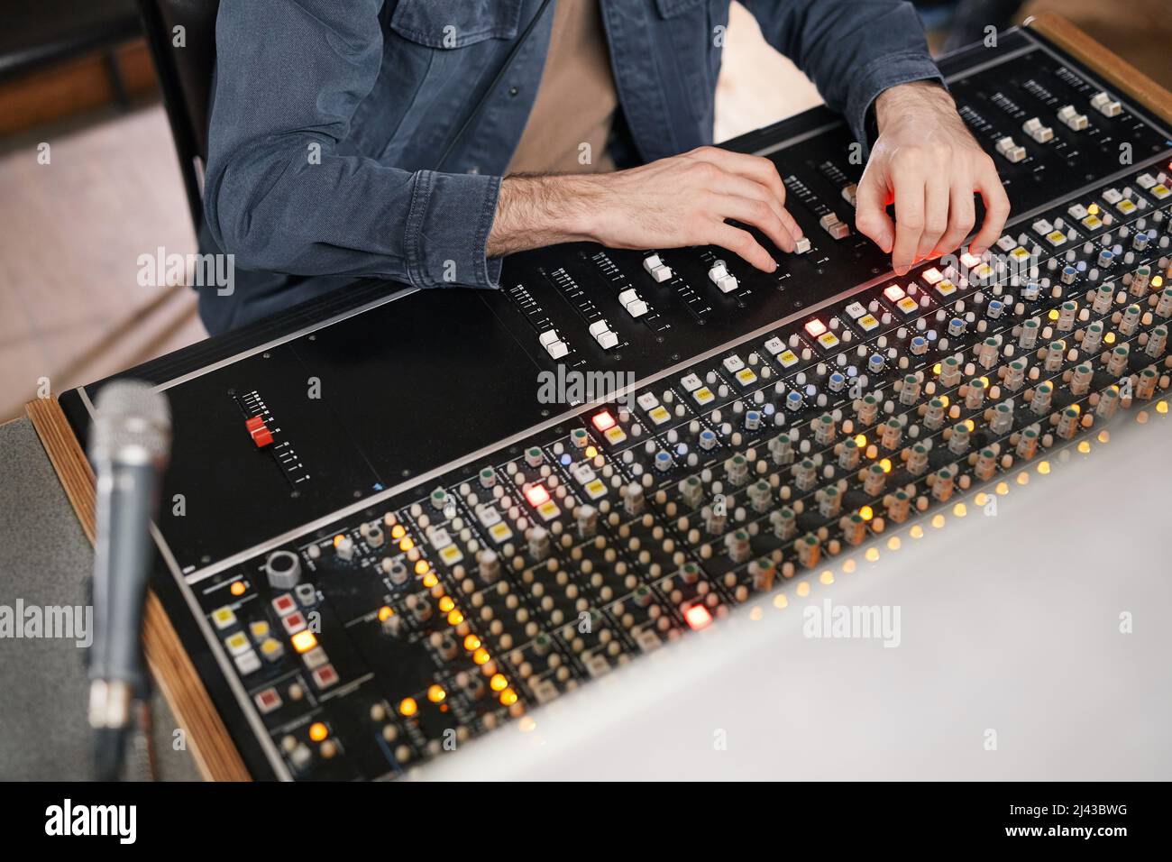 Control toggles hi-res stock photography and images - Alamy