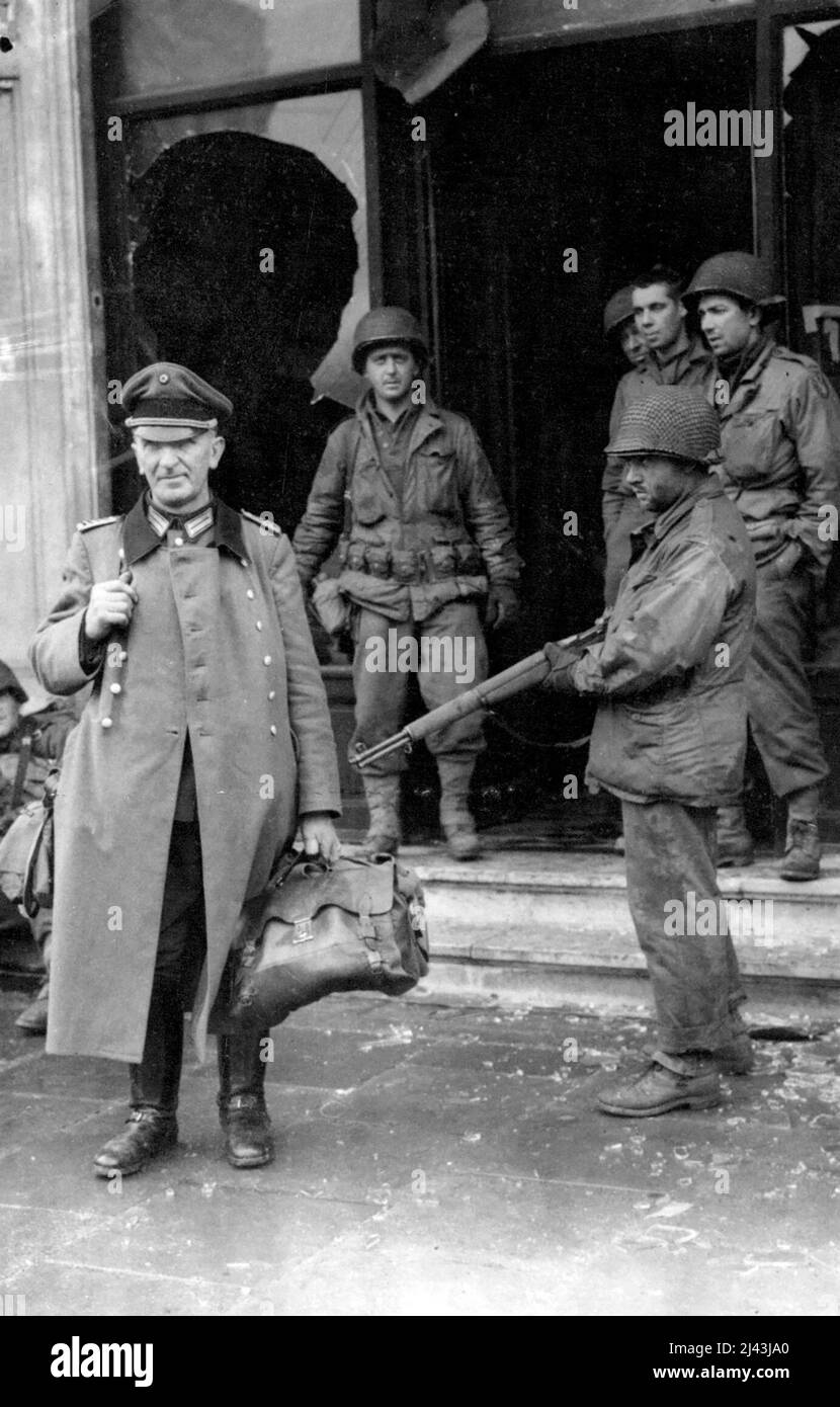Nazi Officer ousted from Hotel : A German officer captured in the hotel ...