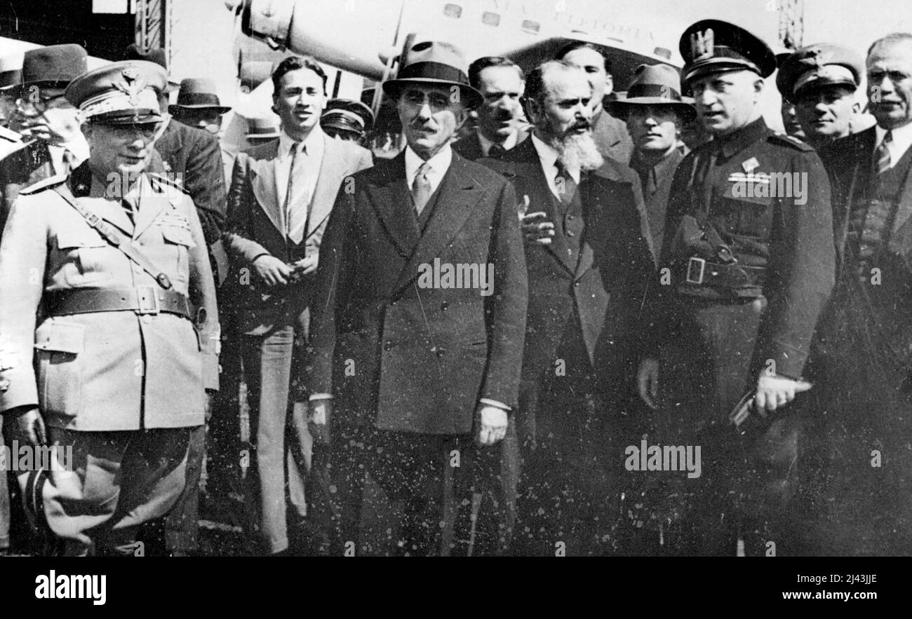 Count ciano hi-res stock photography and images - Alamy