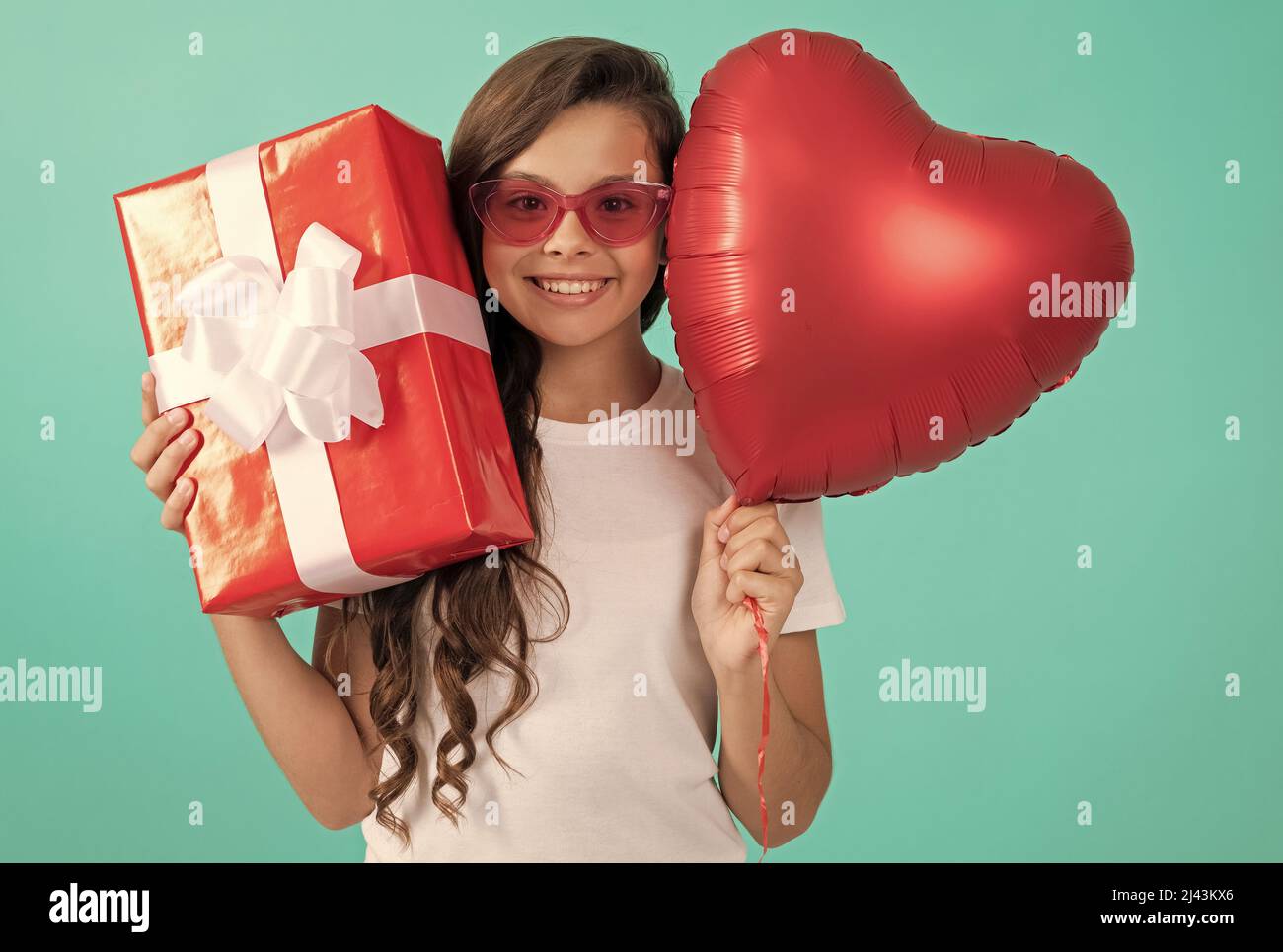 Balloon girl happy holidays hi-res stock photography and images - Alamy