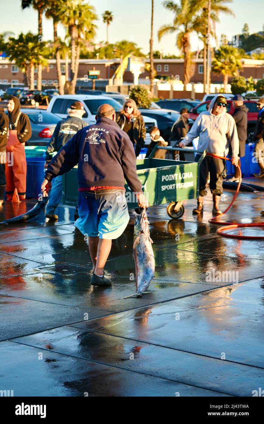 Crew dragging a boat hi-res stock photography and images - Alamy