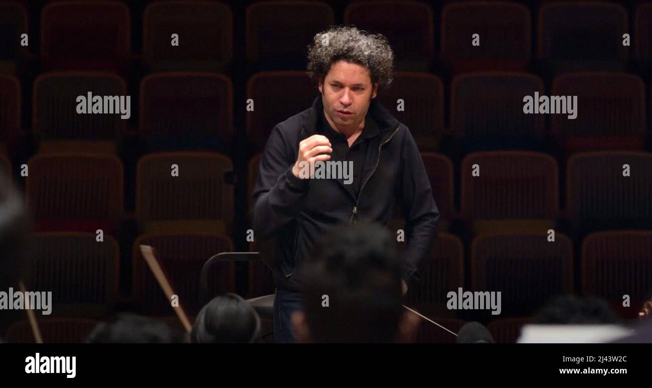 VIVA MAESTRO, (aka VIVA MAESTRO!), Gustavo Dudamel, 2022. © Greenwich ...