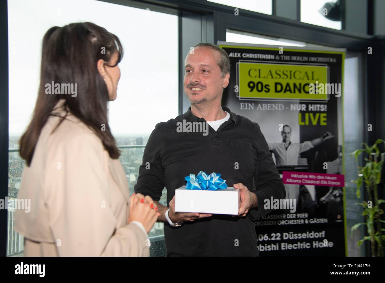 Dusseldorf, Deutschland. 07th Apr, 2022. Ana KOHLER, singer, social ...