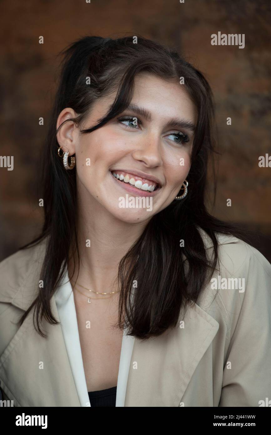 Dusseldorf, Deutschland. 07th Apr, 2022. Ana KOHLER, singer, social ...