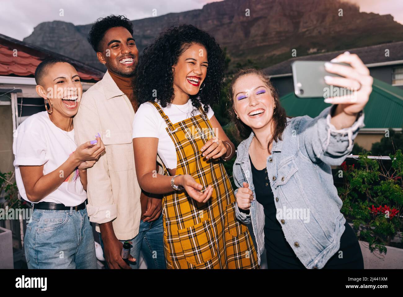 Technology gen z hi-res stock photography and images - Alamy