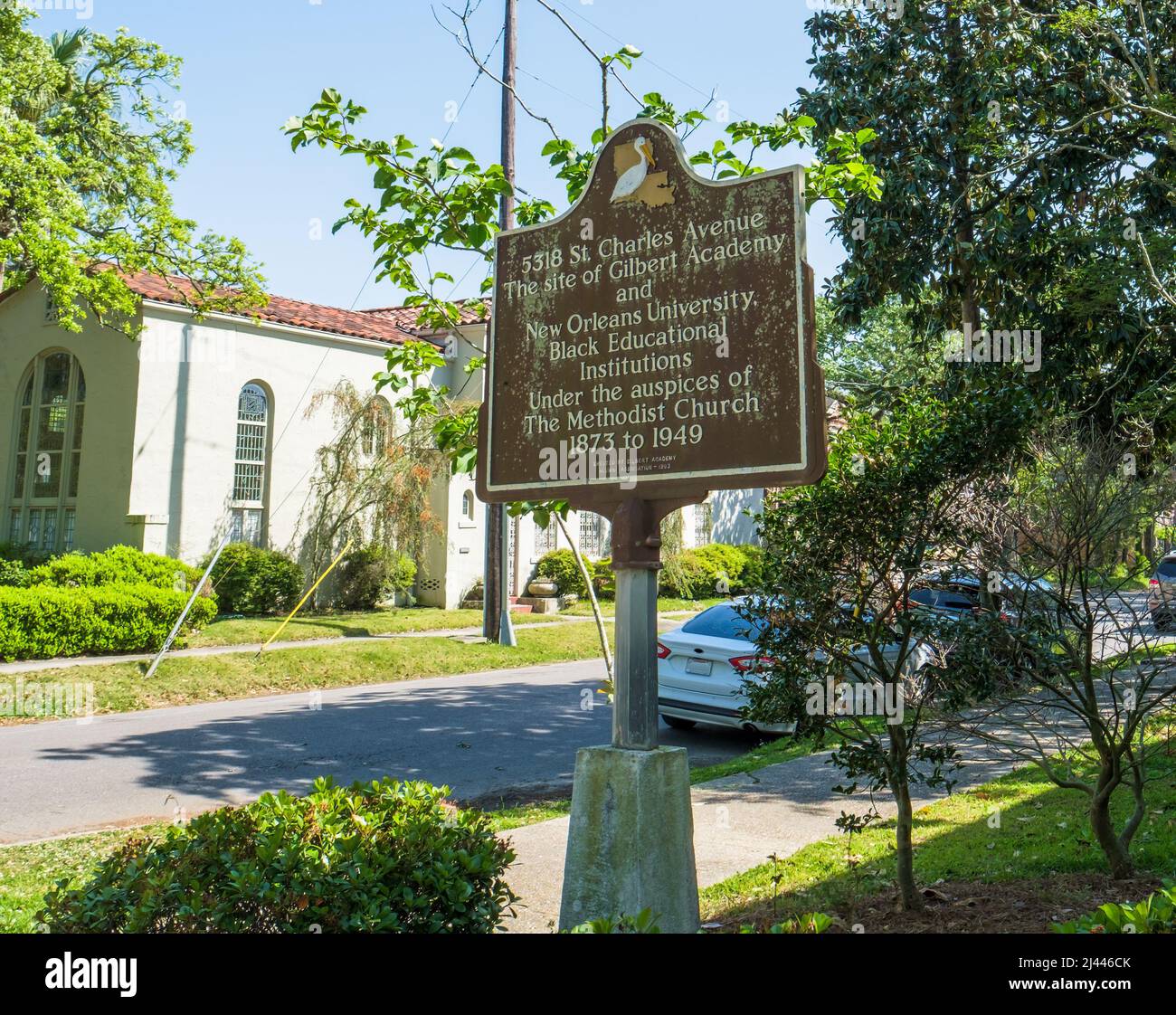NEW ORLEANS, LA, USA - APRIL 8, 2022: Historic marker for Gilbert ...