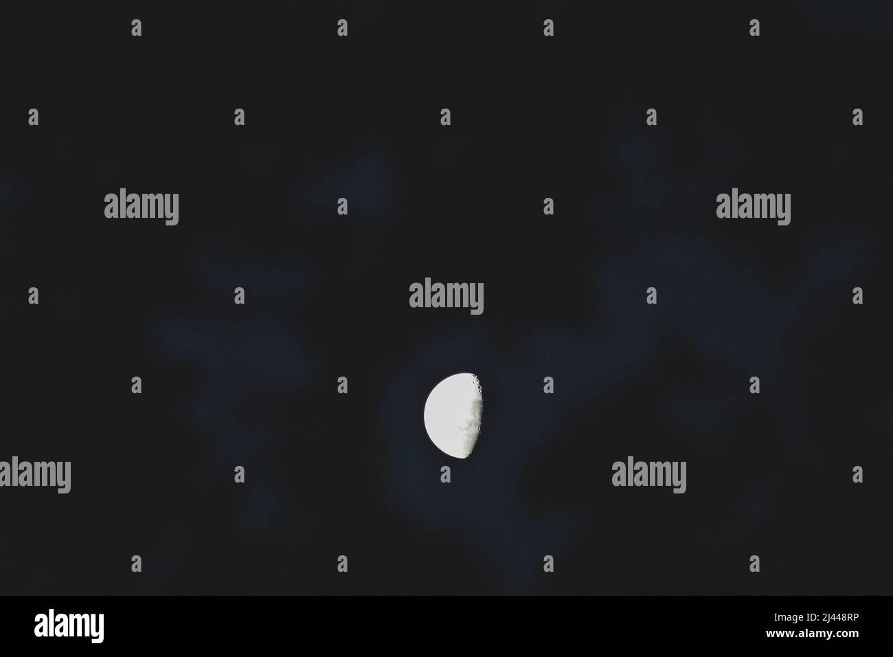 Telephoto lens shot of moon hi-res stock photography and images - Alamy