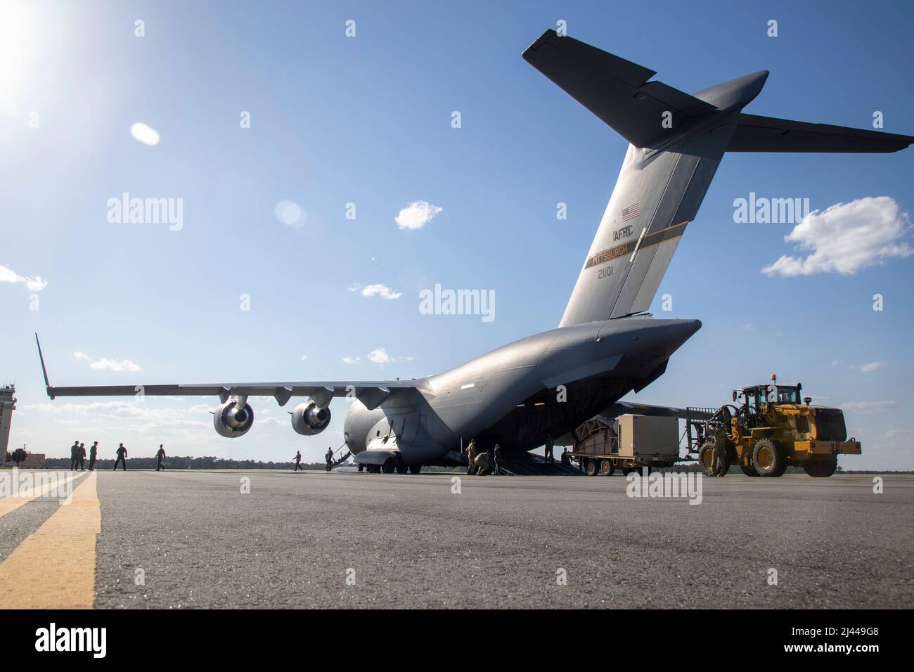 Soldiers assigned to Echo Company, 3rd Aviation Regiment, 3rd Combat ...