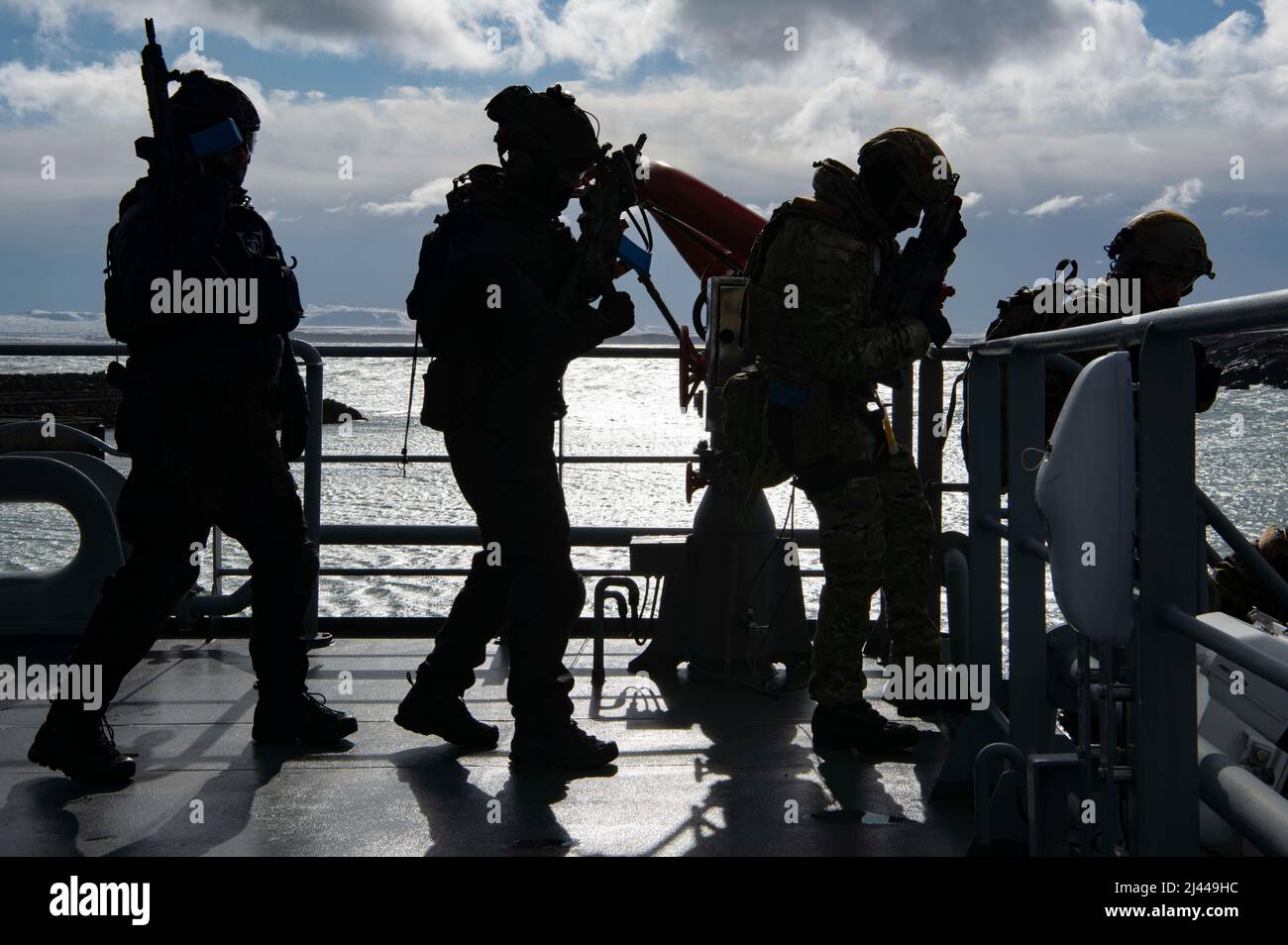 220405-N-RB149-1170 KEFLAVIK, Iceland (April 5, 2022) Members of U.S ...