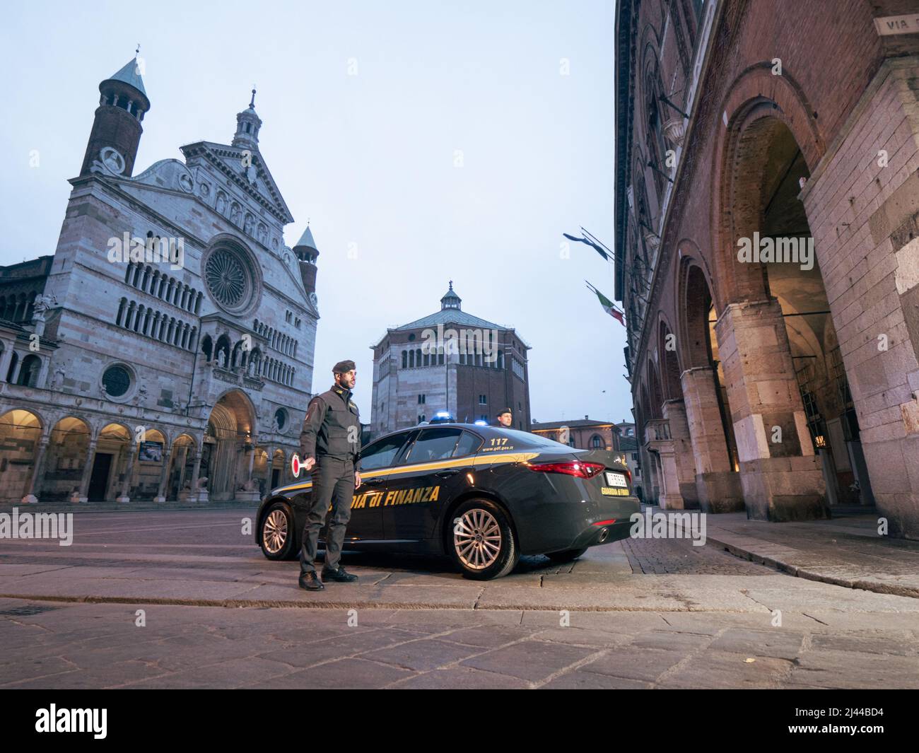 IRs Guardia di Finanza tax police force officer and patrol in Piazza ...