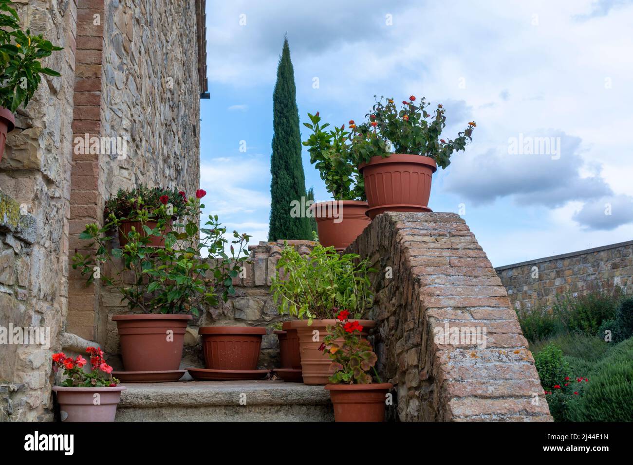Typical tuscan stone house hi-res stock photography and images - Alamy