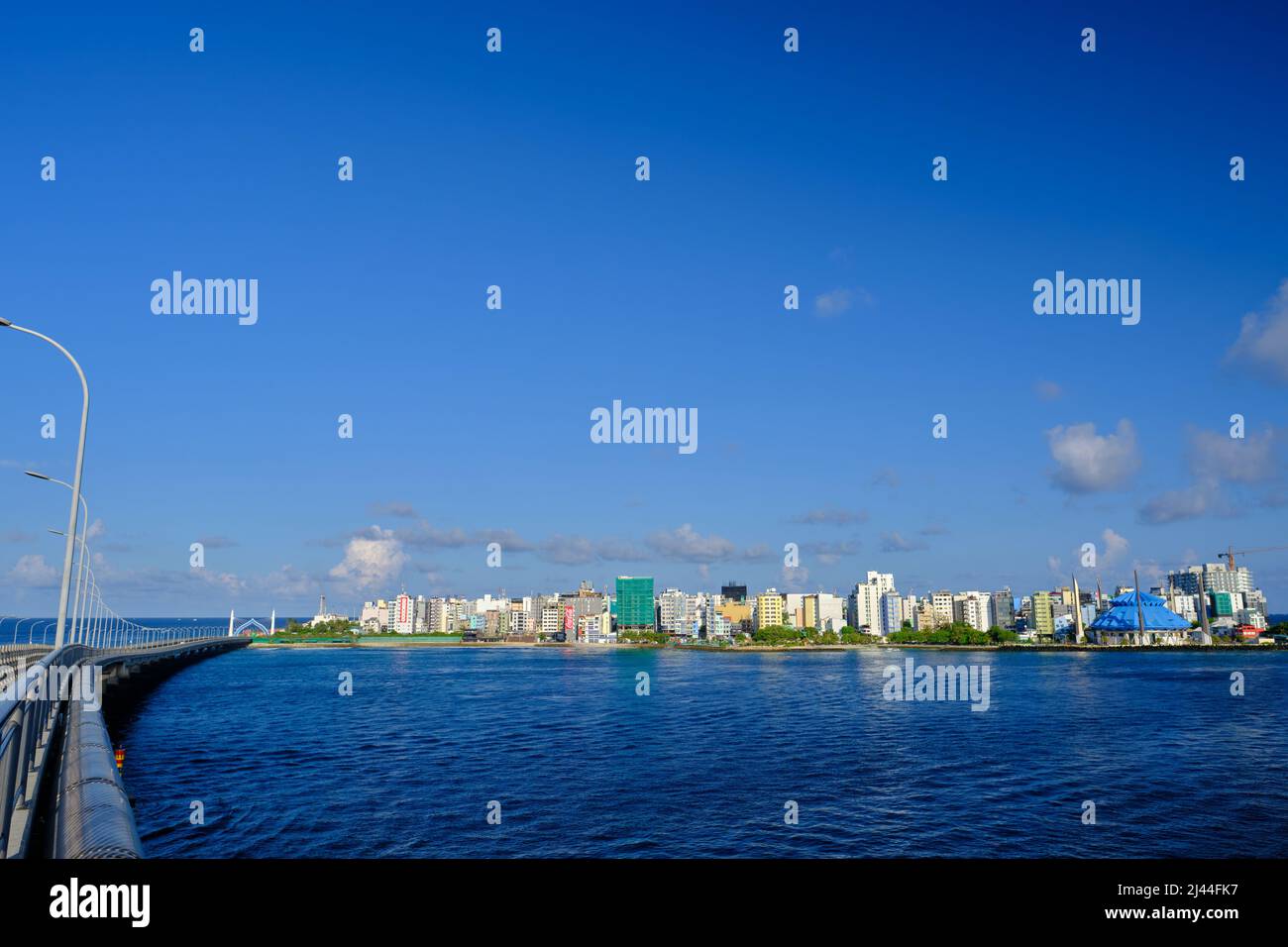 Sinamalé Bridge, Maldives Stock Photo - Alamy