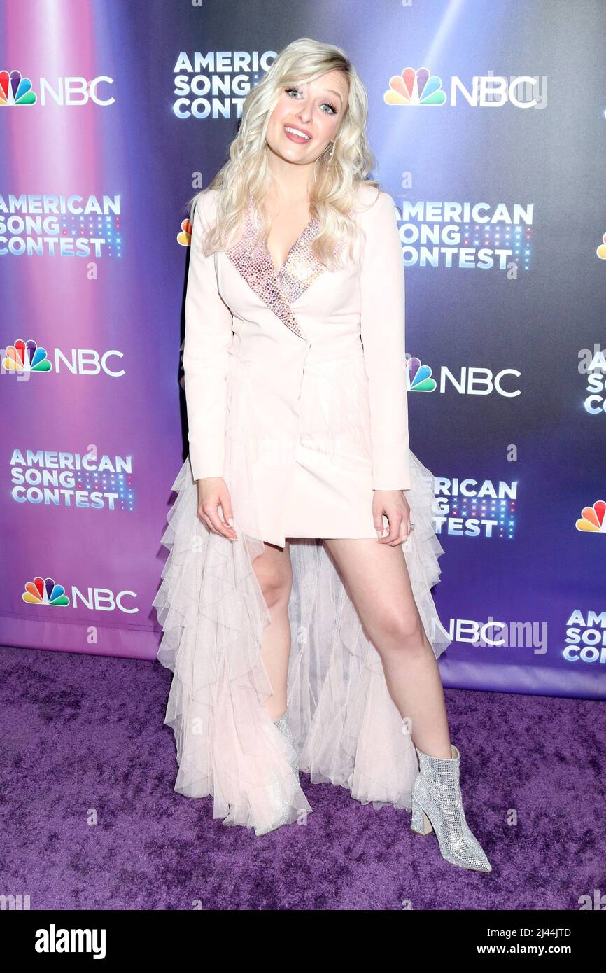 April 11, 2022, Los Angeles, CA, USA: LOS ANGELES - APR 11: Savannah ...