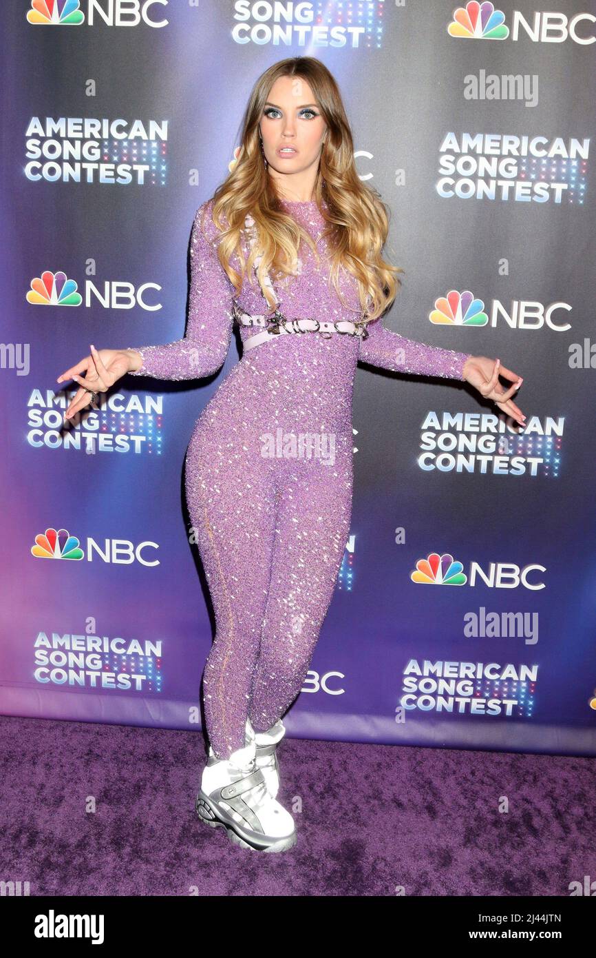 Stela cole hi-res stock photography and images - Alamy